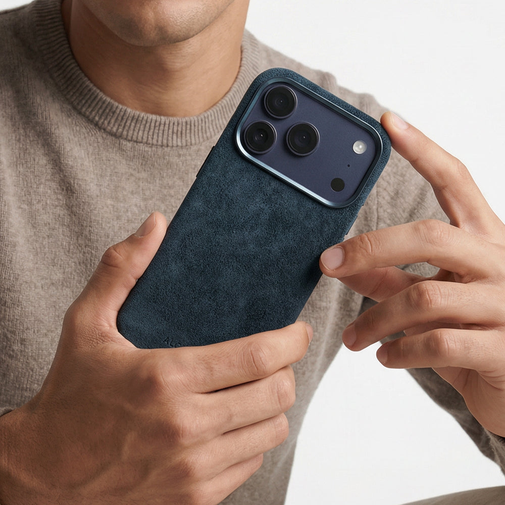 iPhone 17 Pro Max - Alcantara Case - Navy Blue - Alcanside